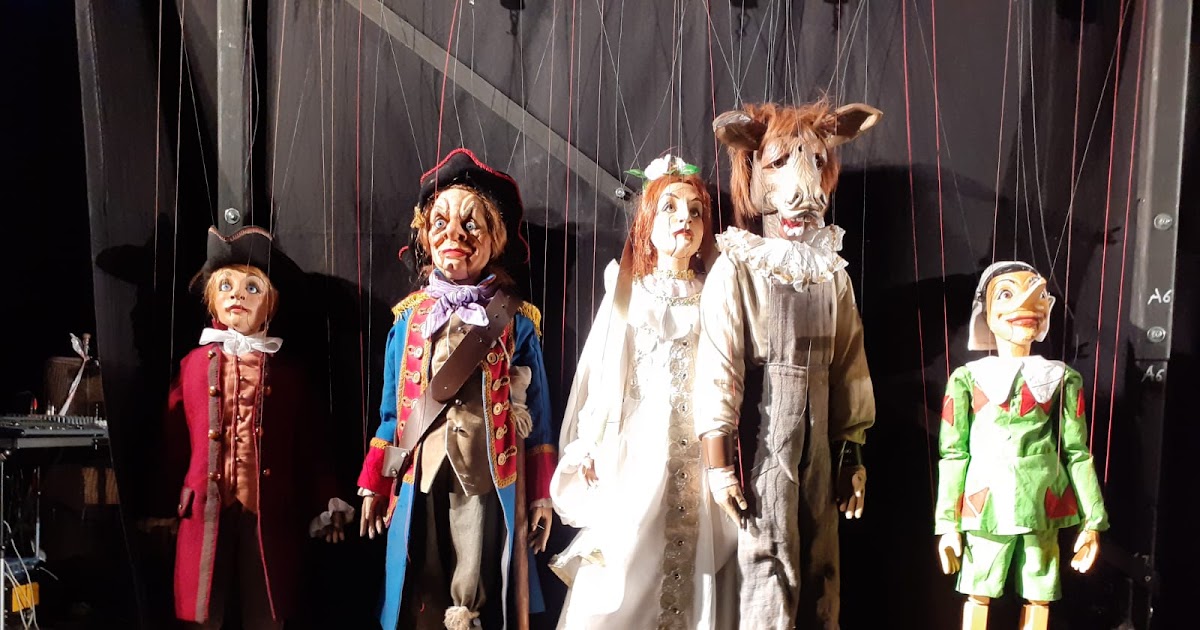 Claudio Bottagisi: Lierna. Sul lungolago Castiglioni le marionette ... Claudio Bottagisi: Lierna. Sul lungolago Castiglioni le marionette ...